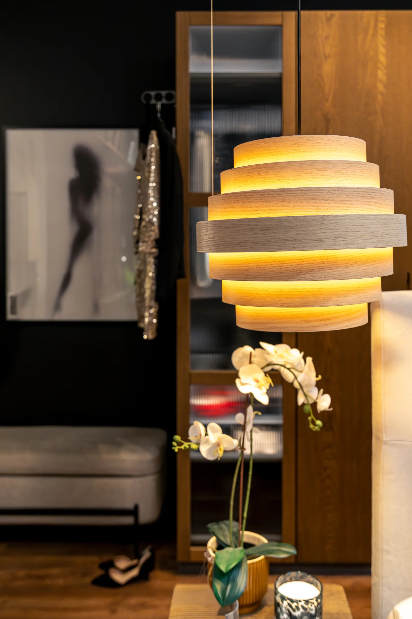 Residential Decorative Lighting & Colour Schemes For Luxury Interior ...
