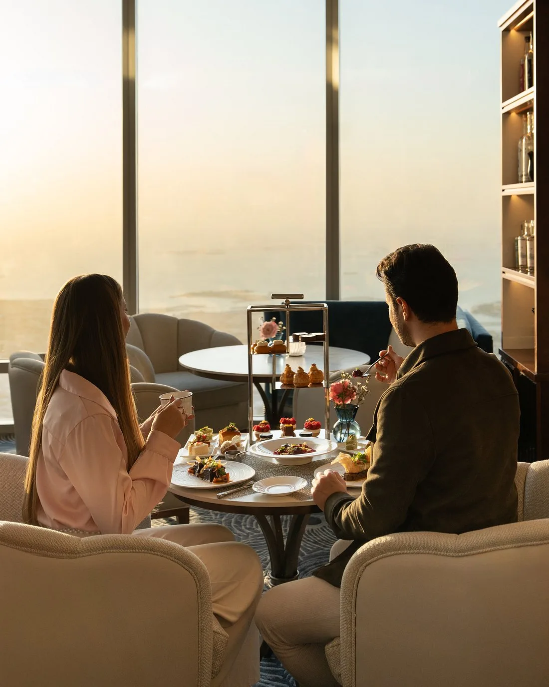 Atmosphere Restaurant Interior Design: The World's Highest Restaurant ...